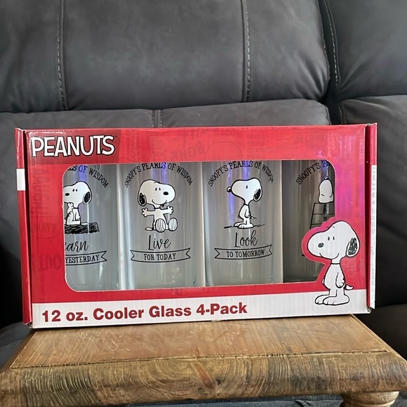 Peanuts | Dining | Peanuts 2 Oz Cooler Glass 4pack 7 | Poshmark